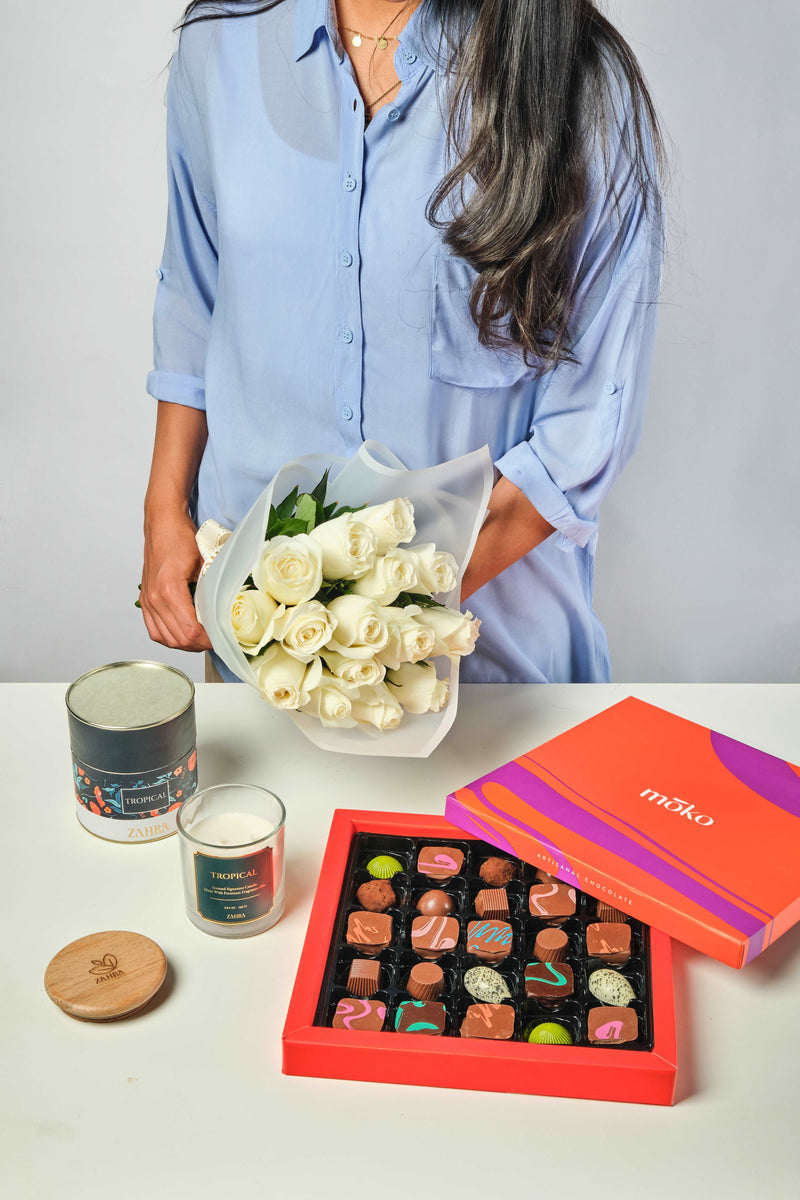Moko 25 chocolate Box & white Bouquet & Candle – Zahra